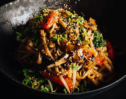 Daring Foods Plant Chicken | Chicken Better. Chicken On.